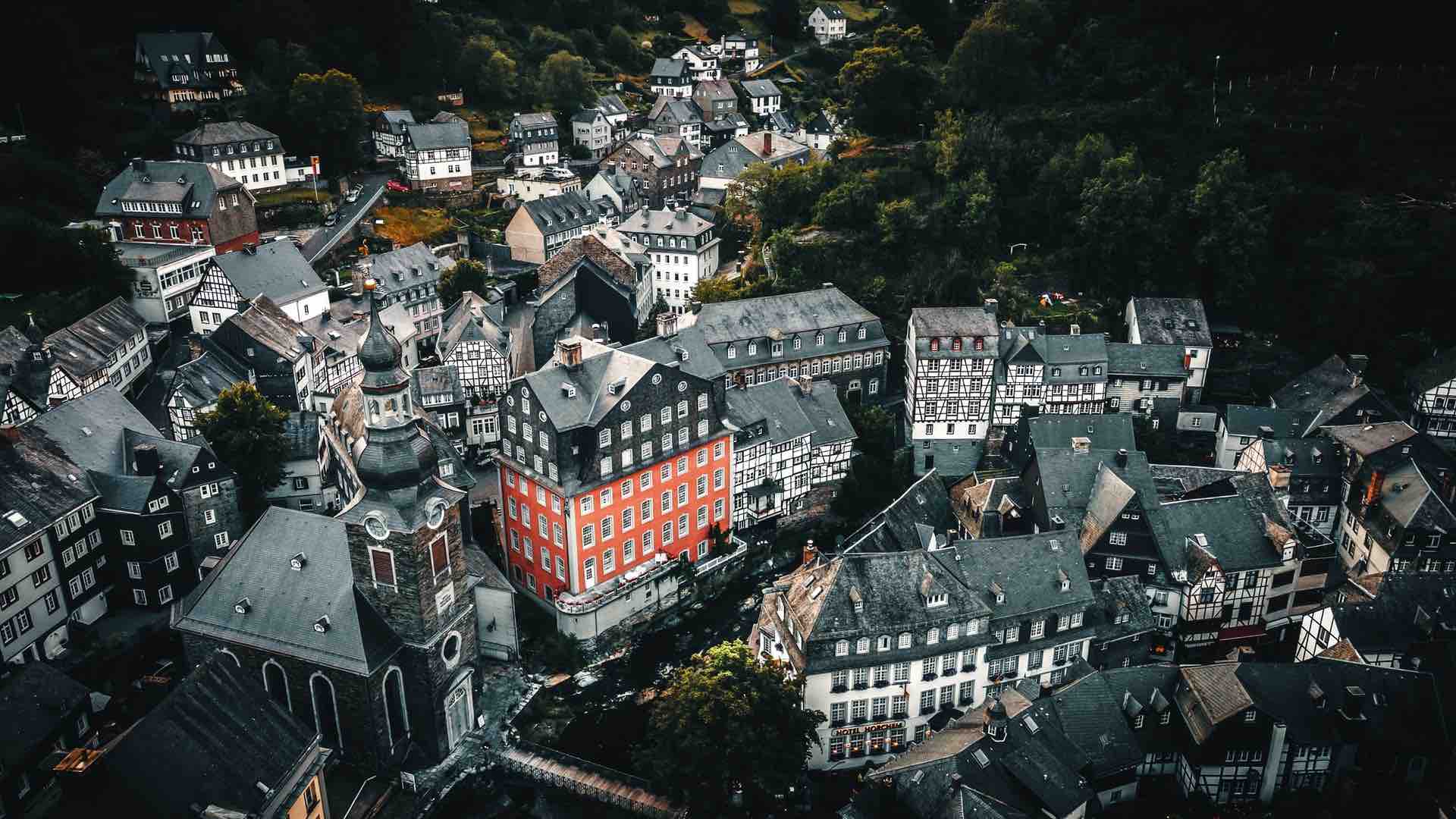 The Best Guide to Monschau Germany with Free Map (2025) - Offbeat ...